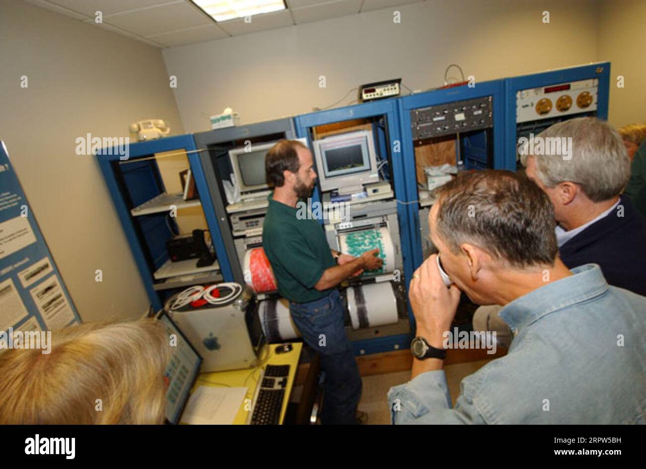 Visit of Secretary Gale Norton to the U.S. Geological Survey's Cascades ...