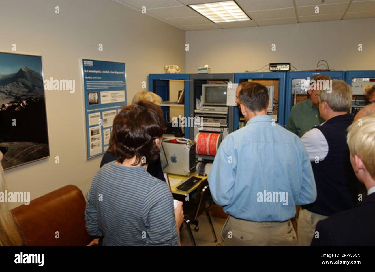 Visit of Secretary Gale Norton to the U.S. Geological Survey's Cascades ...