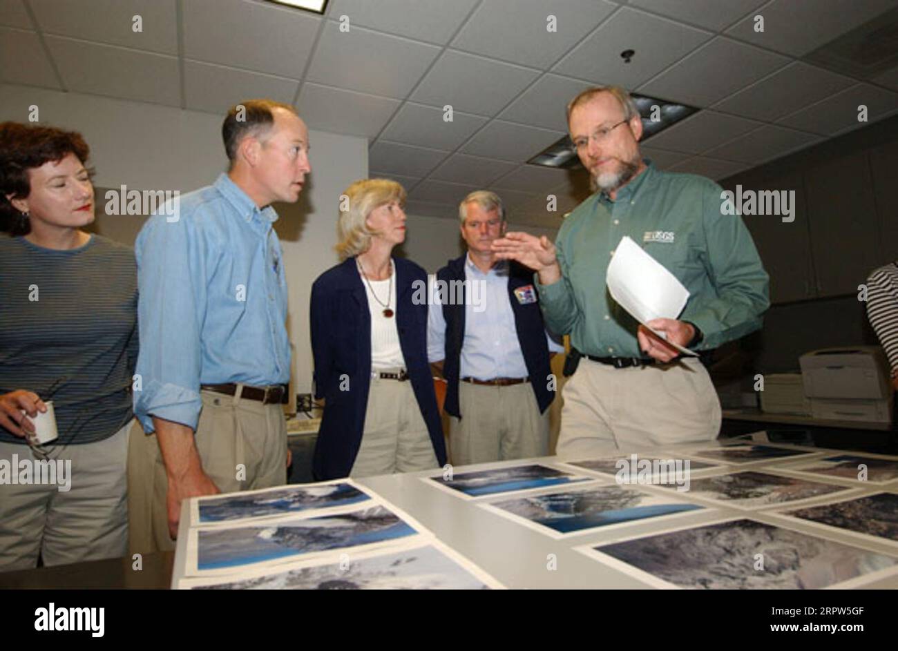 Visit of Oregon Congressman Greg Walden, second from left, Secretary ...