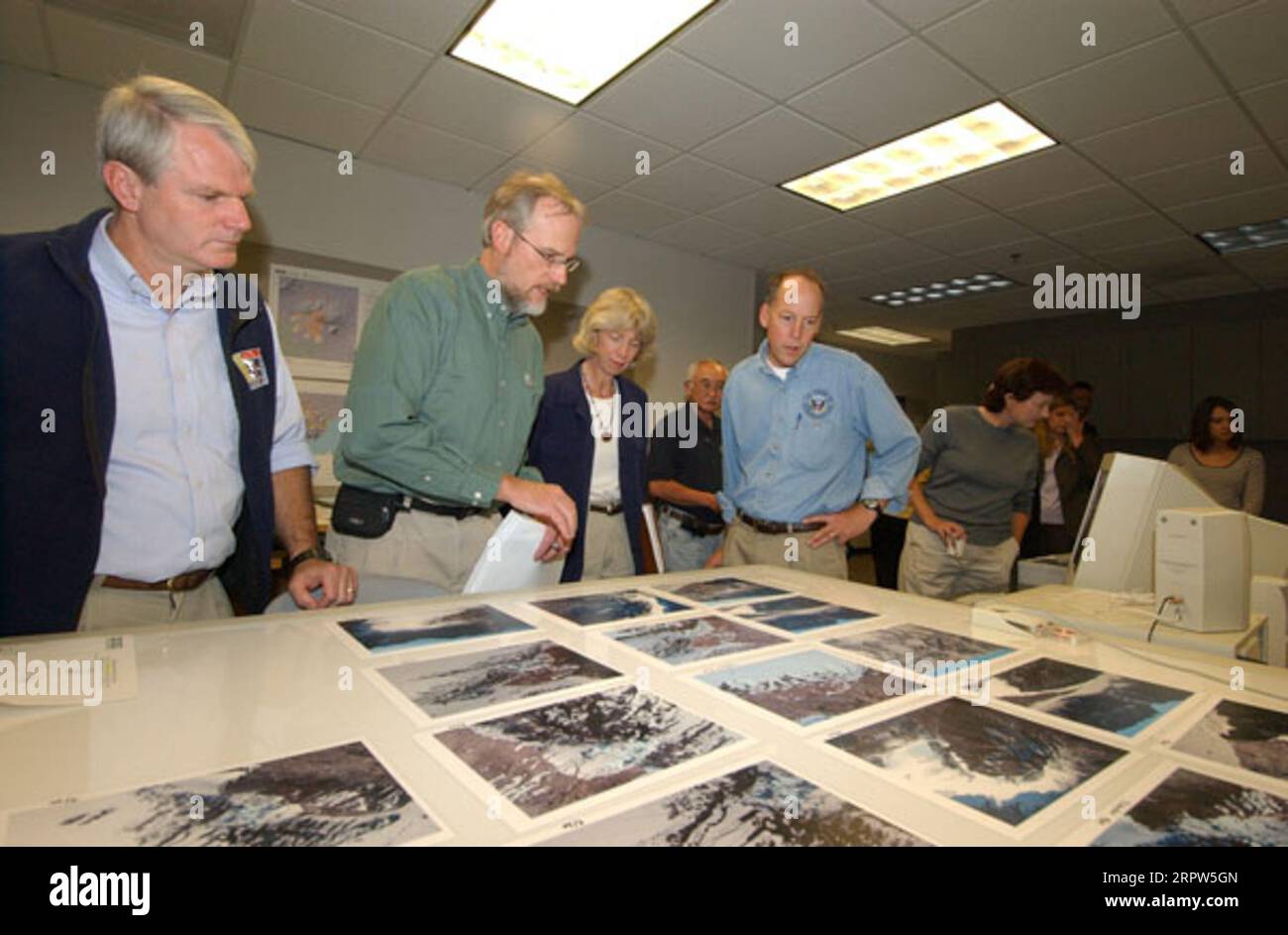 Visit of Washington Congressman Brian Baird, far left, Secretary Gale ...