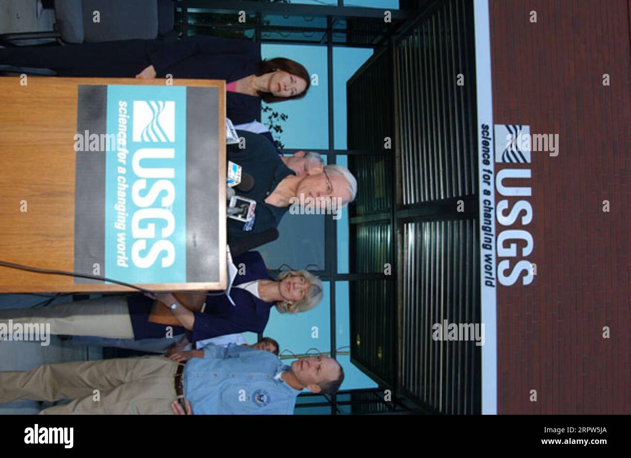 U.S. Geological Survey's Chief Scientist for Volcano Hazards, Jeff Wynn ...