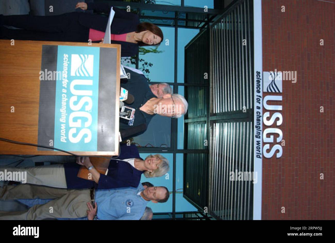 U.S. Geological Survey's Chief Scientist for Volcano Hazards, Jeff Wynn ...