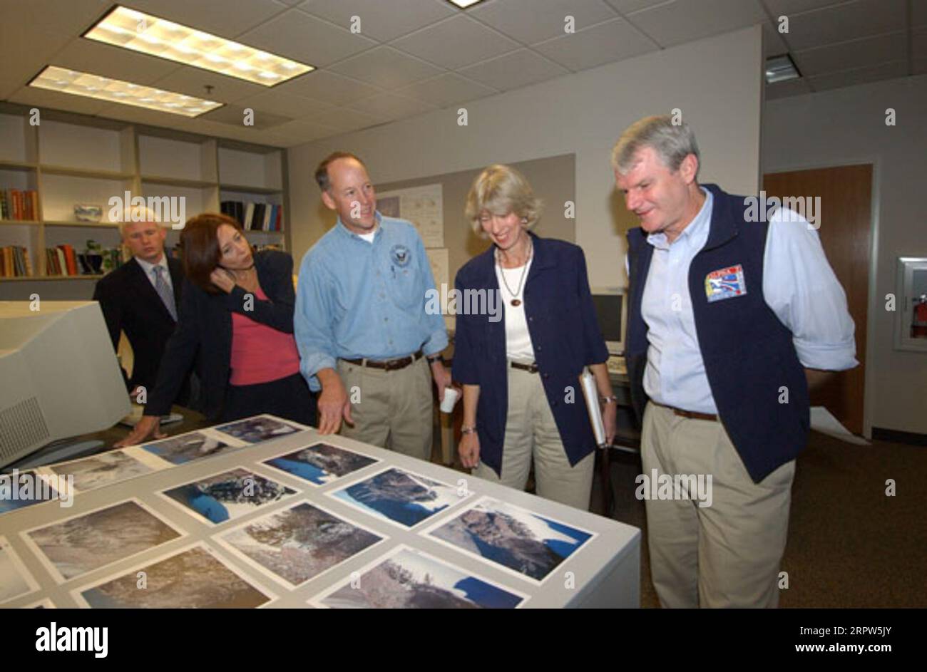 Washington Senator Maria Cantwell, second from left, Oregon Congressman ...