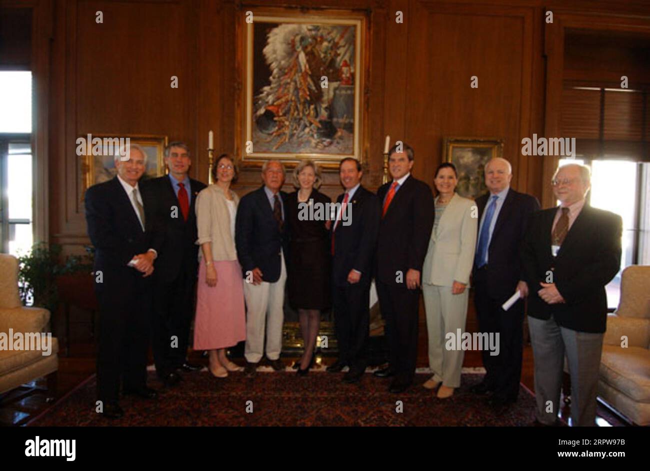 Left to right scarlett smith hi-res stock photography and images - Alamy