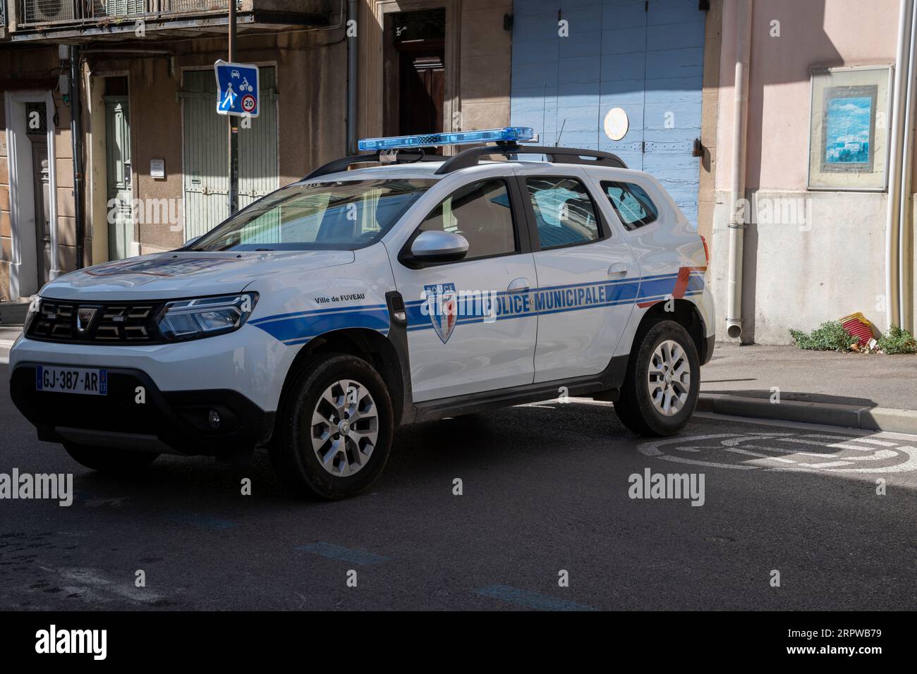 Municipal police car blocks hi-res stock photography and images - Alamy