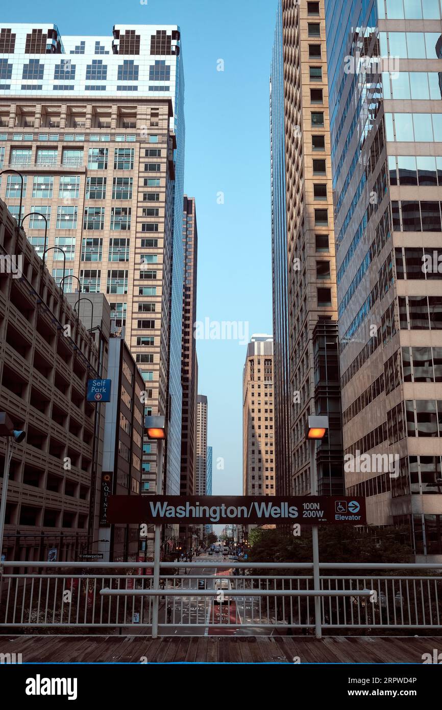 Chicago Commuter Views Stock Photo - Alamy