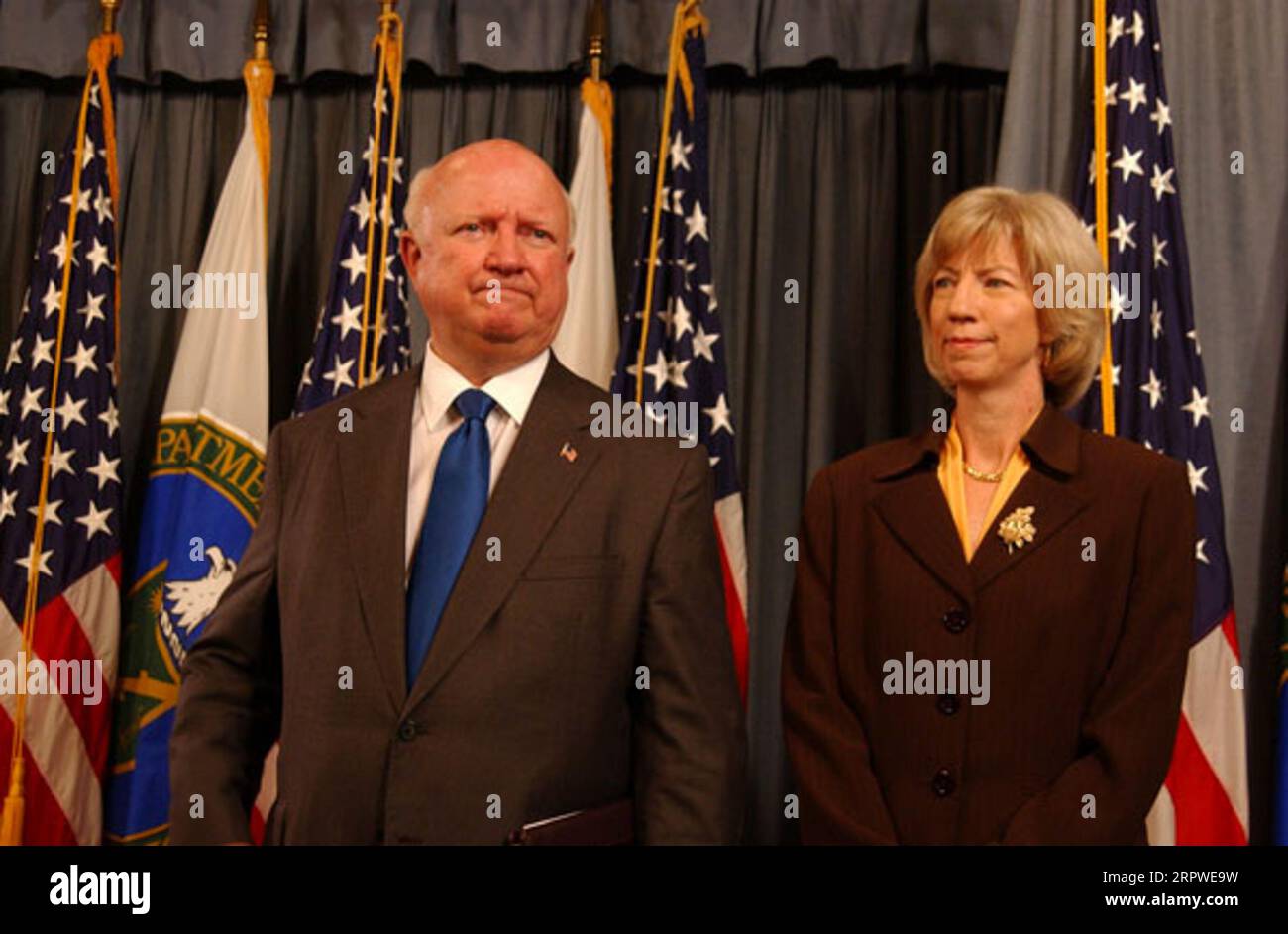 Energy Secretary Samuel Bodman, left, and Interior Secretary Gale Norton at Presidential press ...