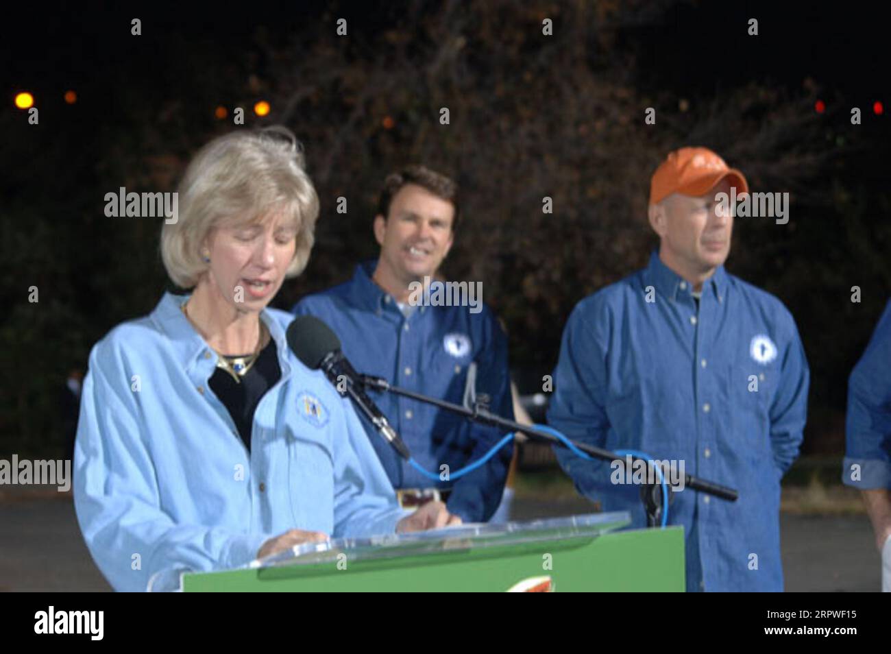 Secretary Gale Norton speaking at the National Fish and Wildlife ...