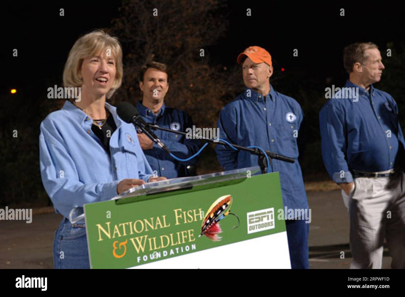 Secretary Gale Norton speaking at the National Fish and Wildlife ...