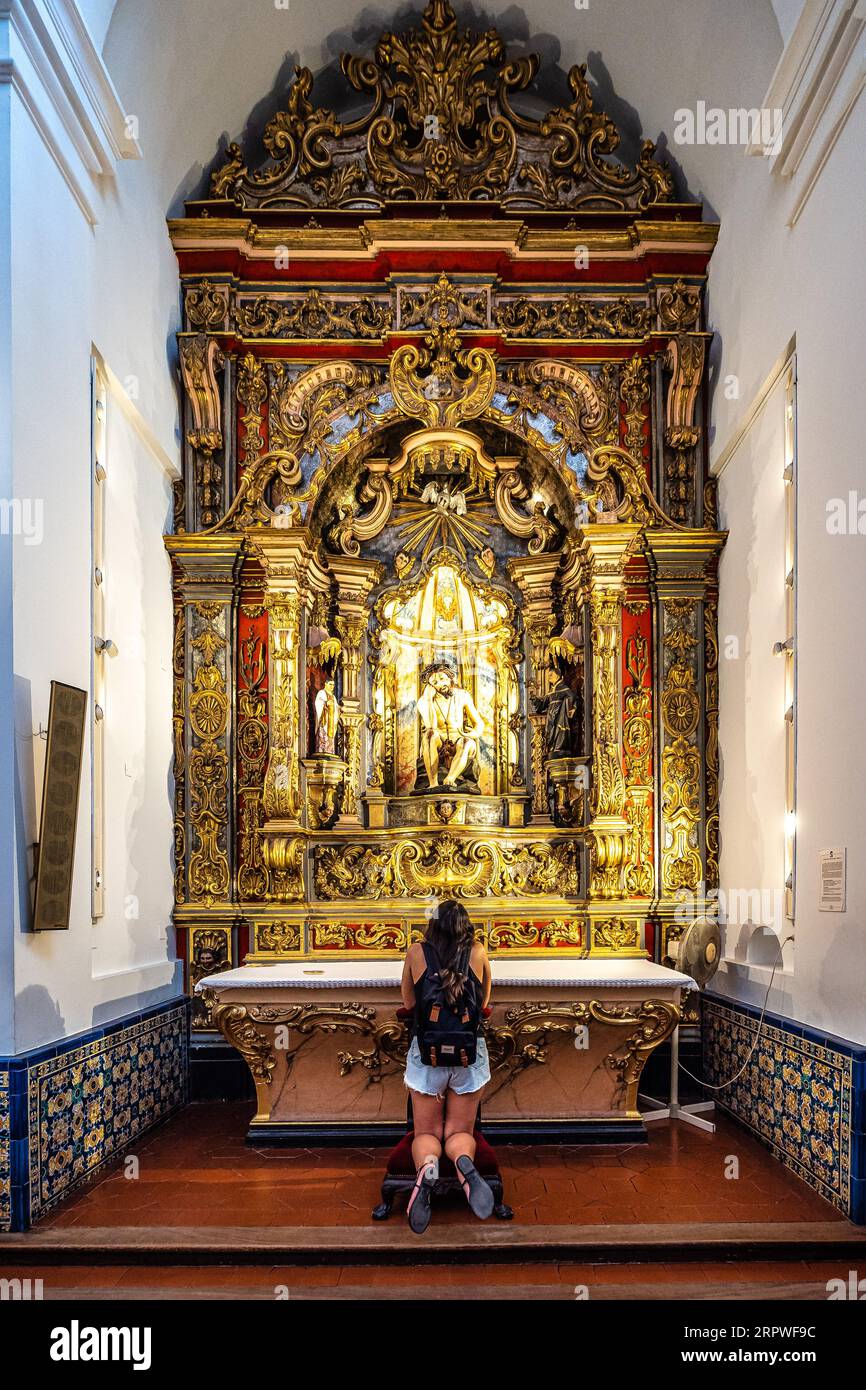 Interior of the basilica Nuestra Senora del Pilar, Our Lady of Pilar ...