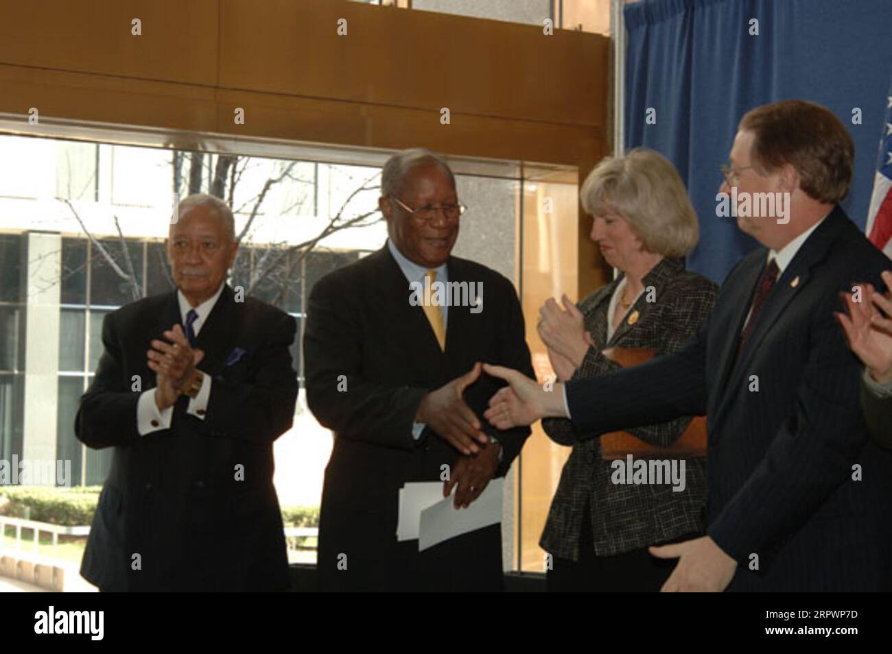 Former New York City Mayor David Dinkins, Schomburg Center's Howard ...
