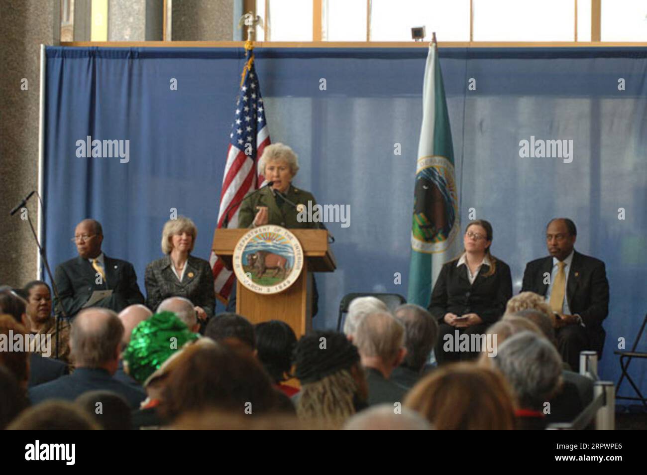 National Park Service Director Fran Mainella speaking at ceremony, at ...