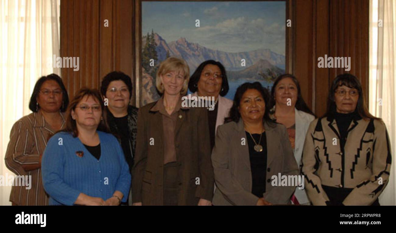 Secretary Gale Norton meeting at Department of Interior headquarters ...