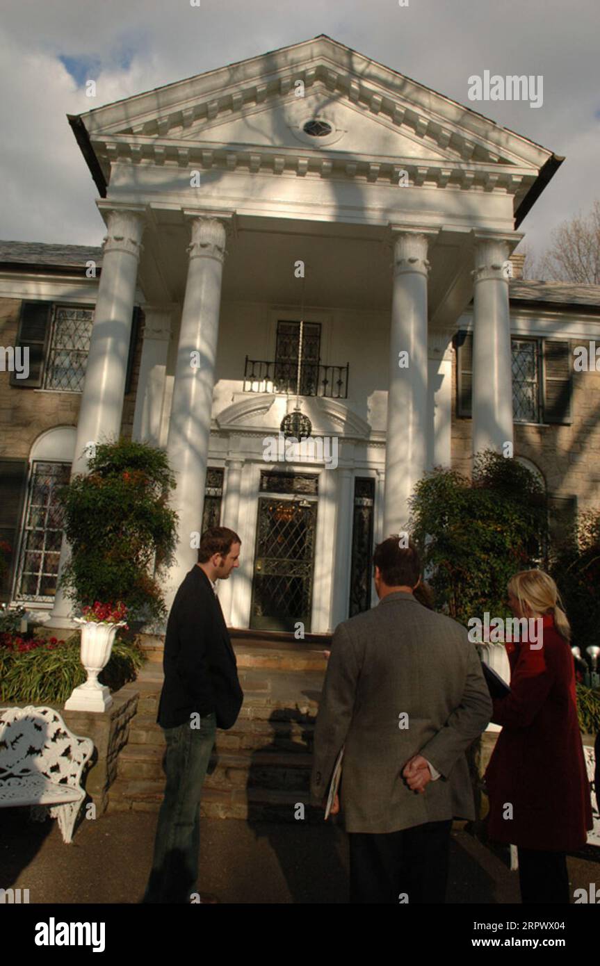 Graceland Mansion, home of Elvis Presley in Memphis, Tennessee ...