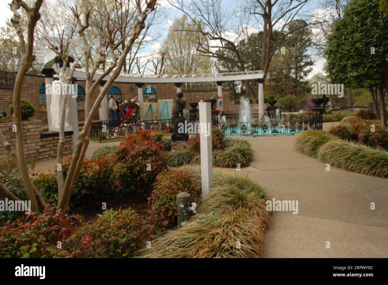 Graceland Mansion, home of Elvis Presley in Memphis, Tennessee ...