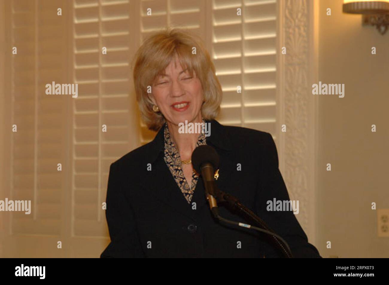 Secretary Gale Norton speaking at Department of Interior headquarters ...