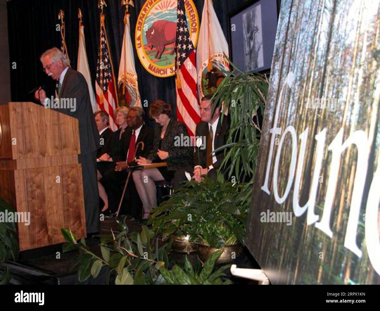 Cornell Laboratory of Ornithology Director John Fitzpatrick speaking at ...