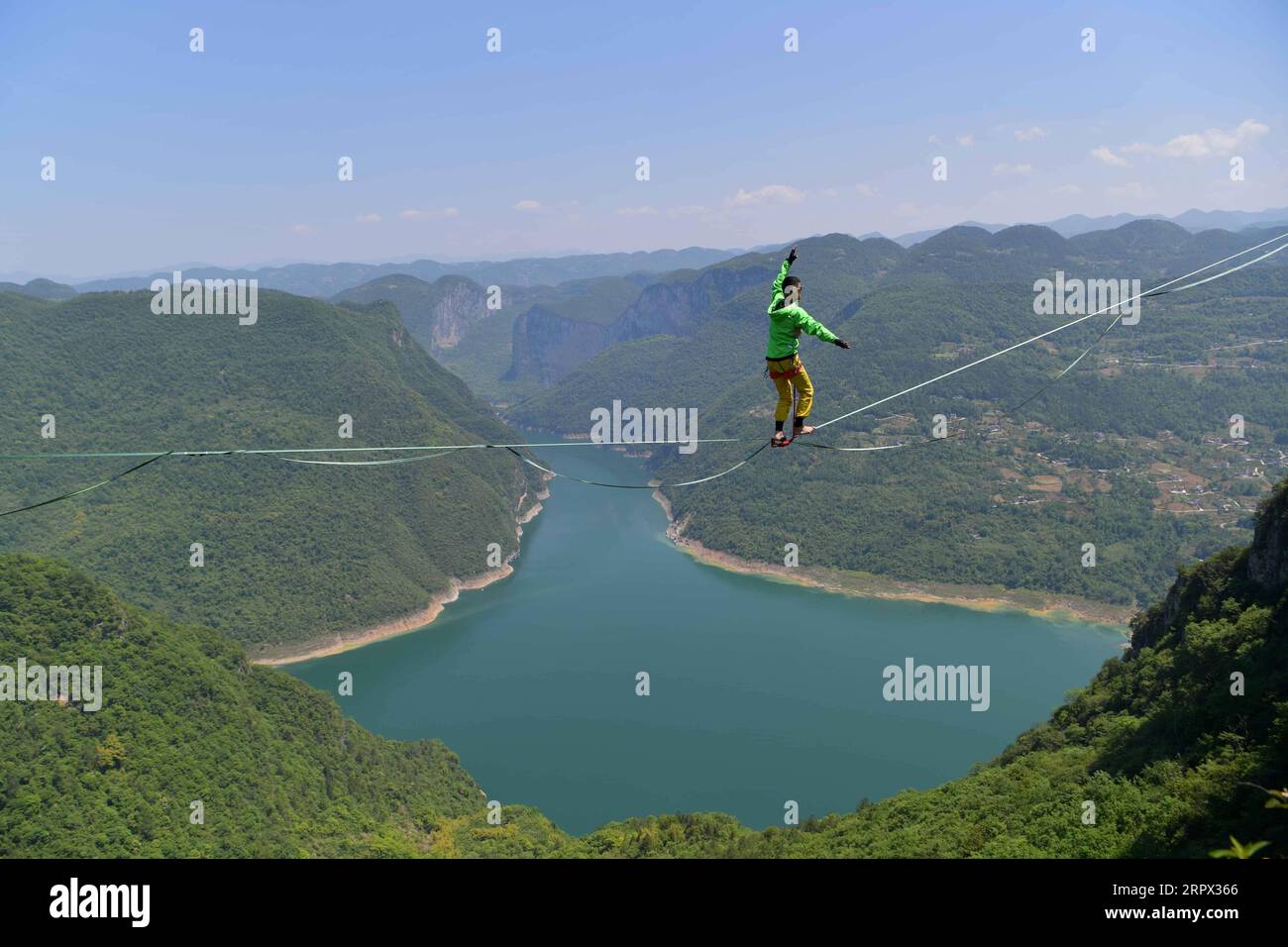 Renewprevious hi-res stock photography and images - Alamy