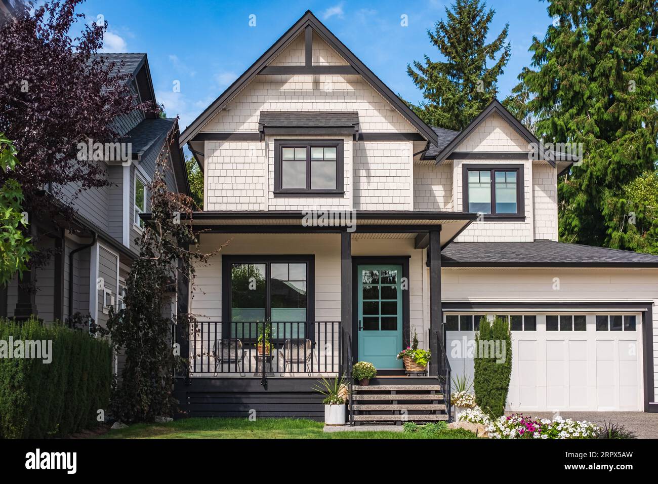 Contemporary house exterior in Vancouver Canada. Big modern house with ...