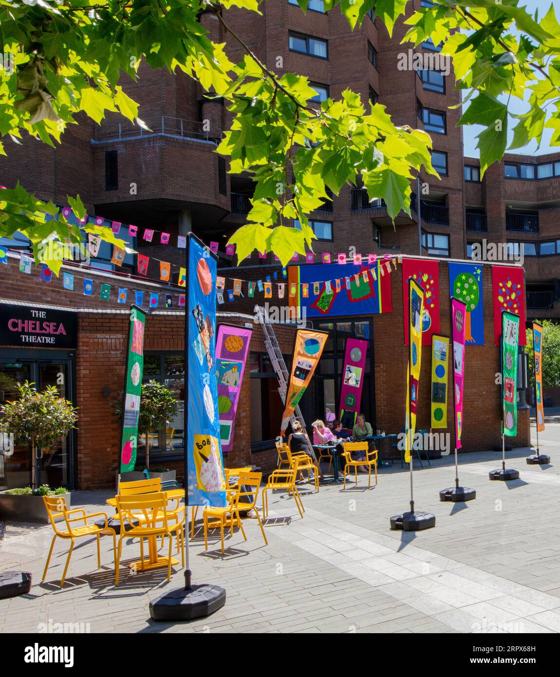 The chelsea theatre hi-res stock photography and images - Alamy