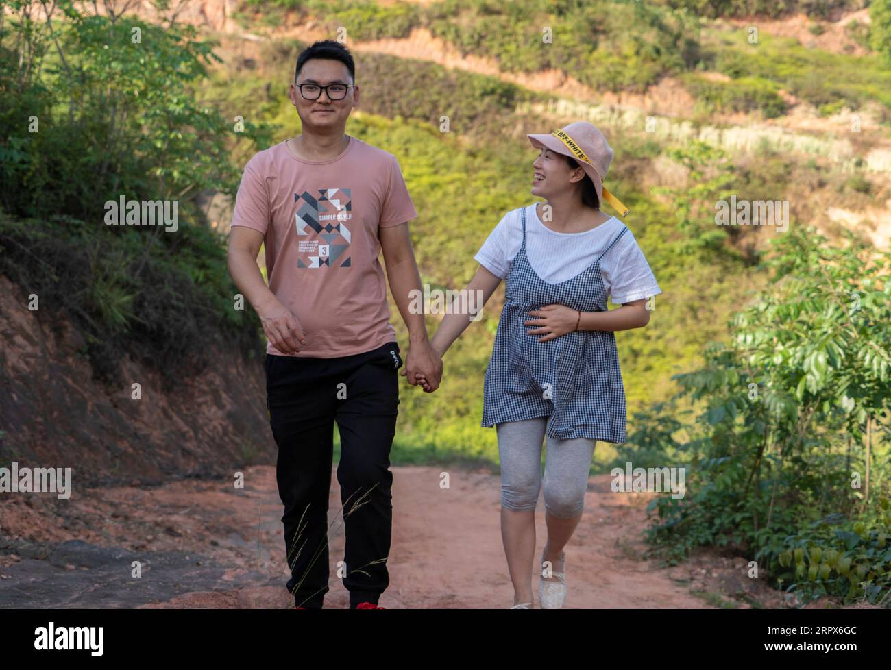 Walk up china town hi-res stock photography and images - Alamy
