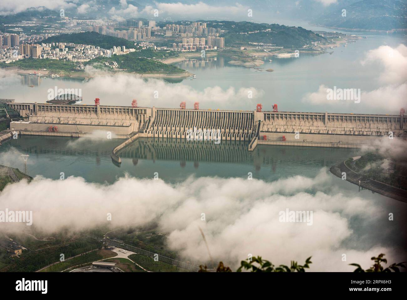 Three gorges dam aerial view hi-res stock photography and images - Alamy