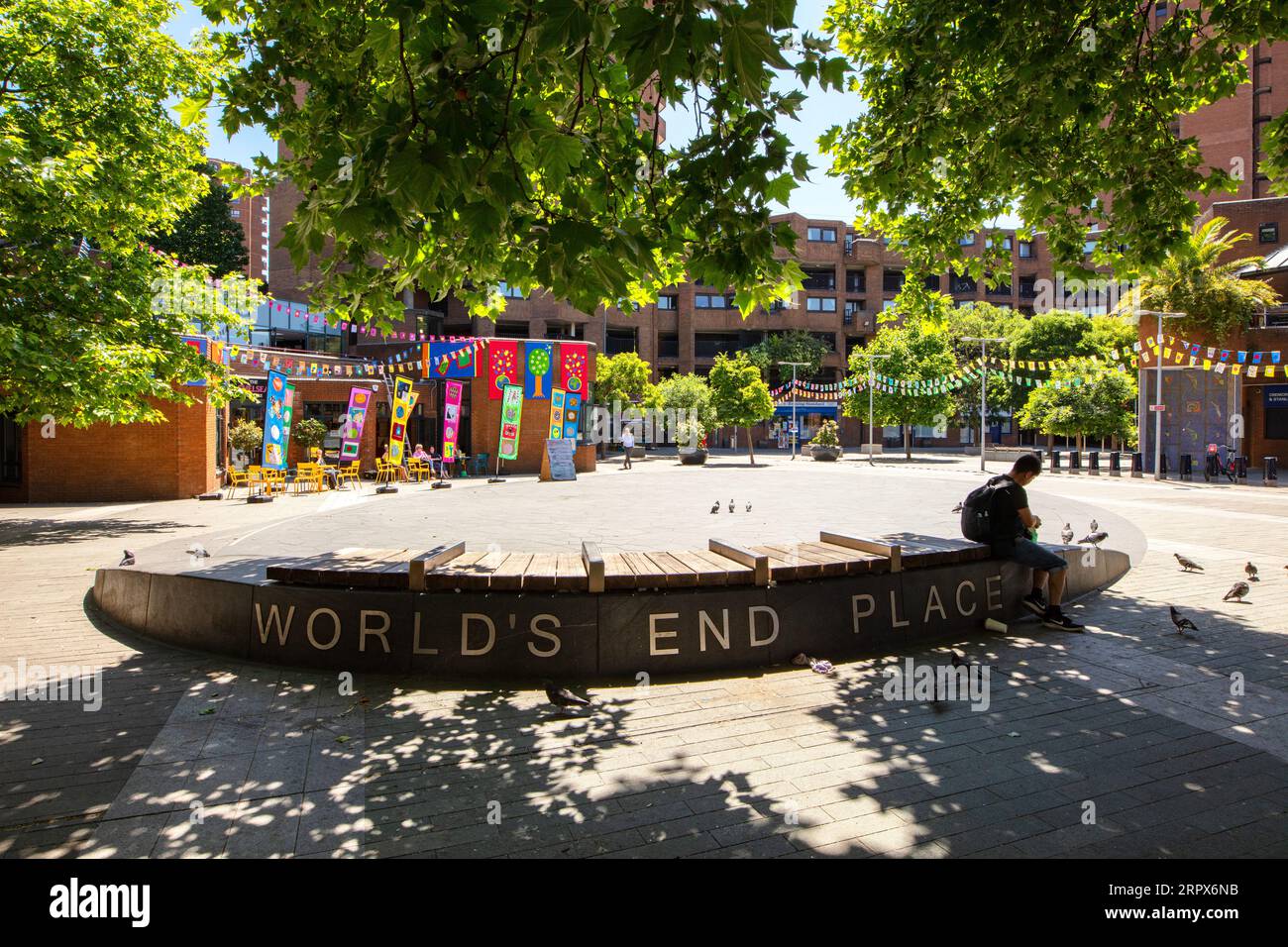 The chelsea theatre hi-res stock photography and images - Alamy