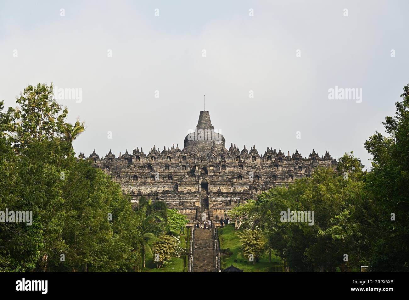 Javanese temple architecture hi-res stock photography and images - Alamy