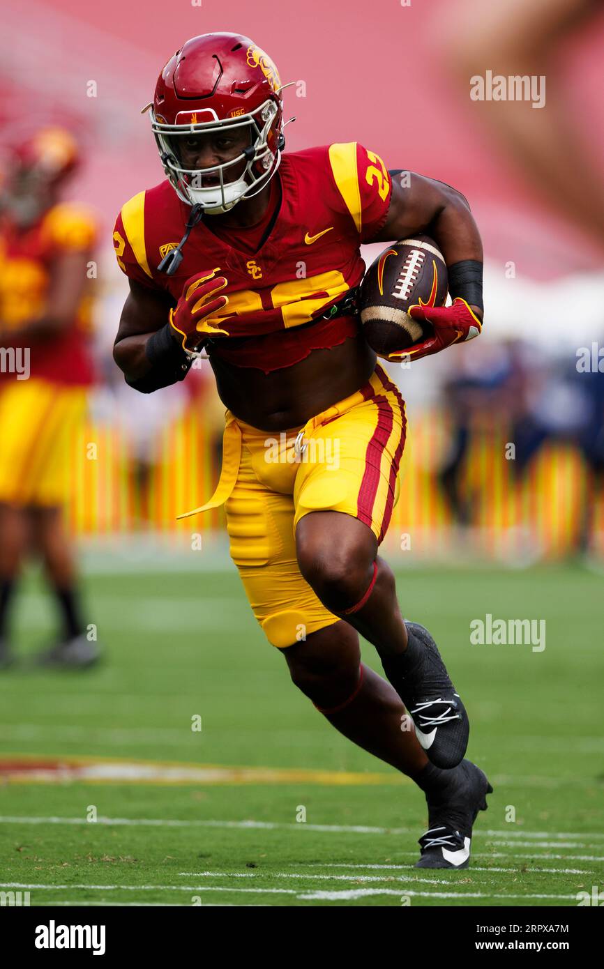 USC Trojans running back Darwin Barlow (22) runs with the ball during ...