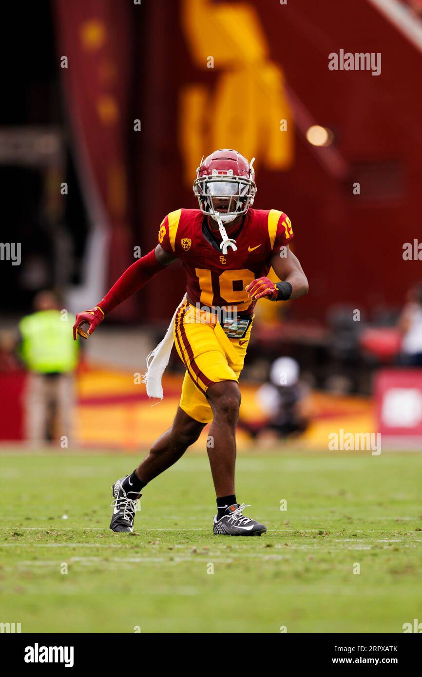 USC Trojans safety Jaylin Smith (19) defends during the NCAA football ...