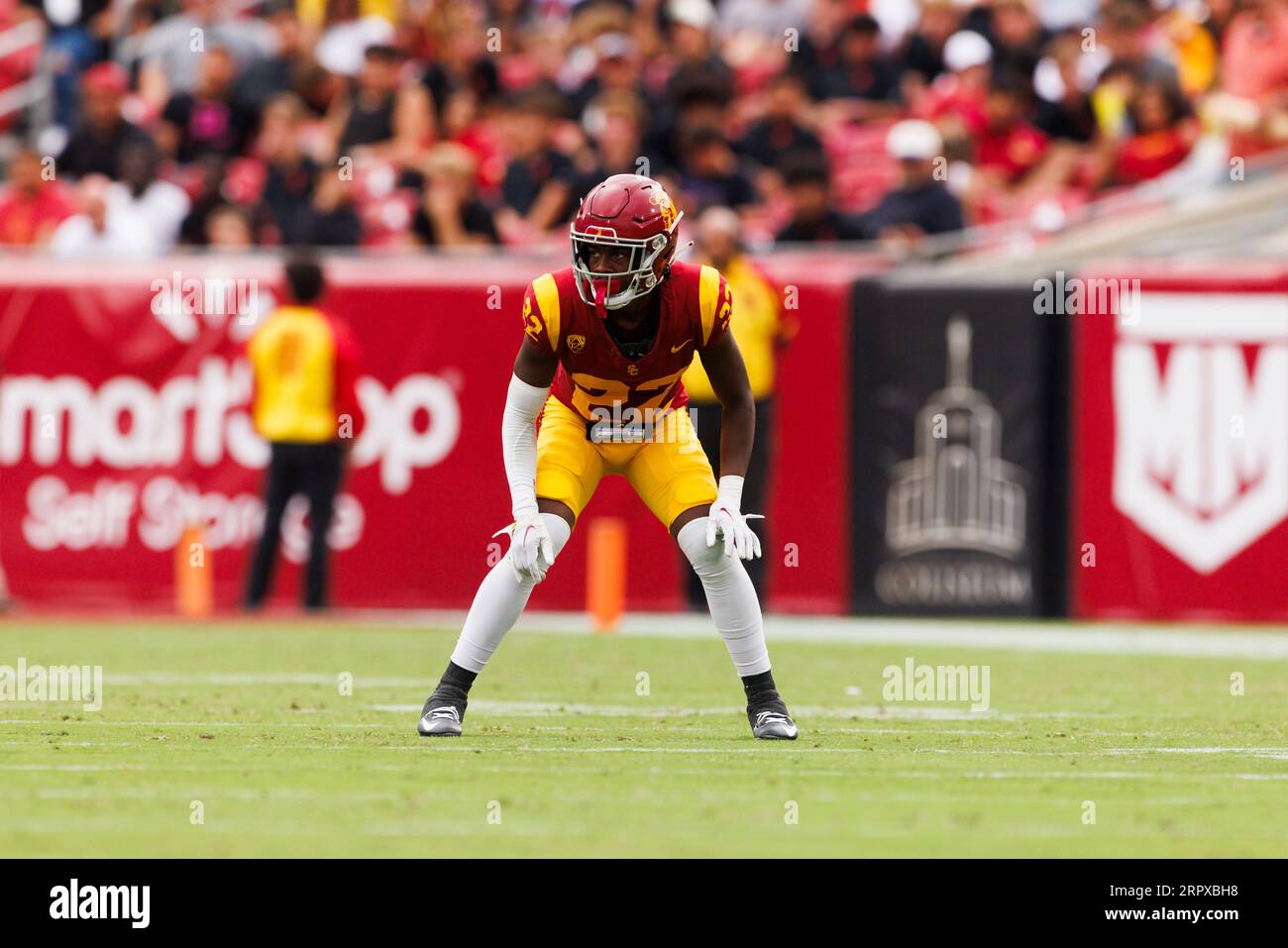 USC Trojans cornerback Ceyair Wright (22) defends during the NCAA ...