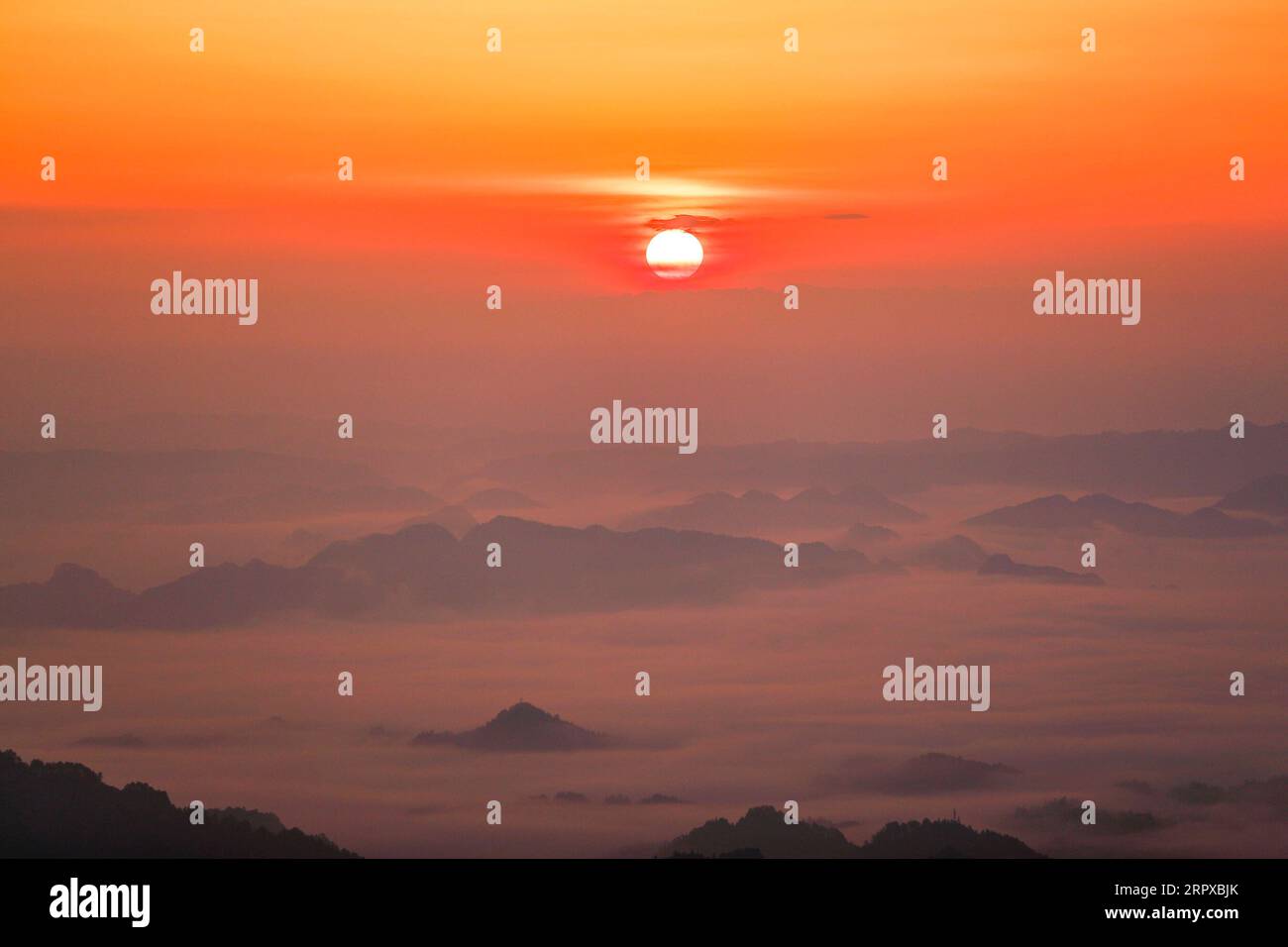 Tianlong mountain hi-res stock photography and images - Alamy