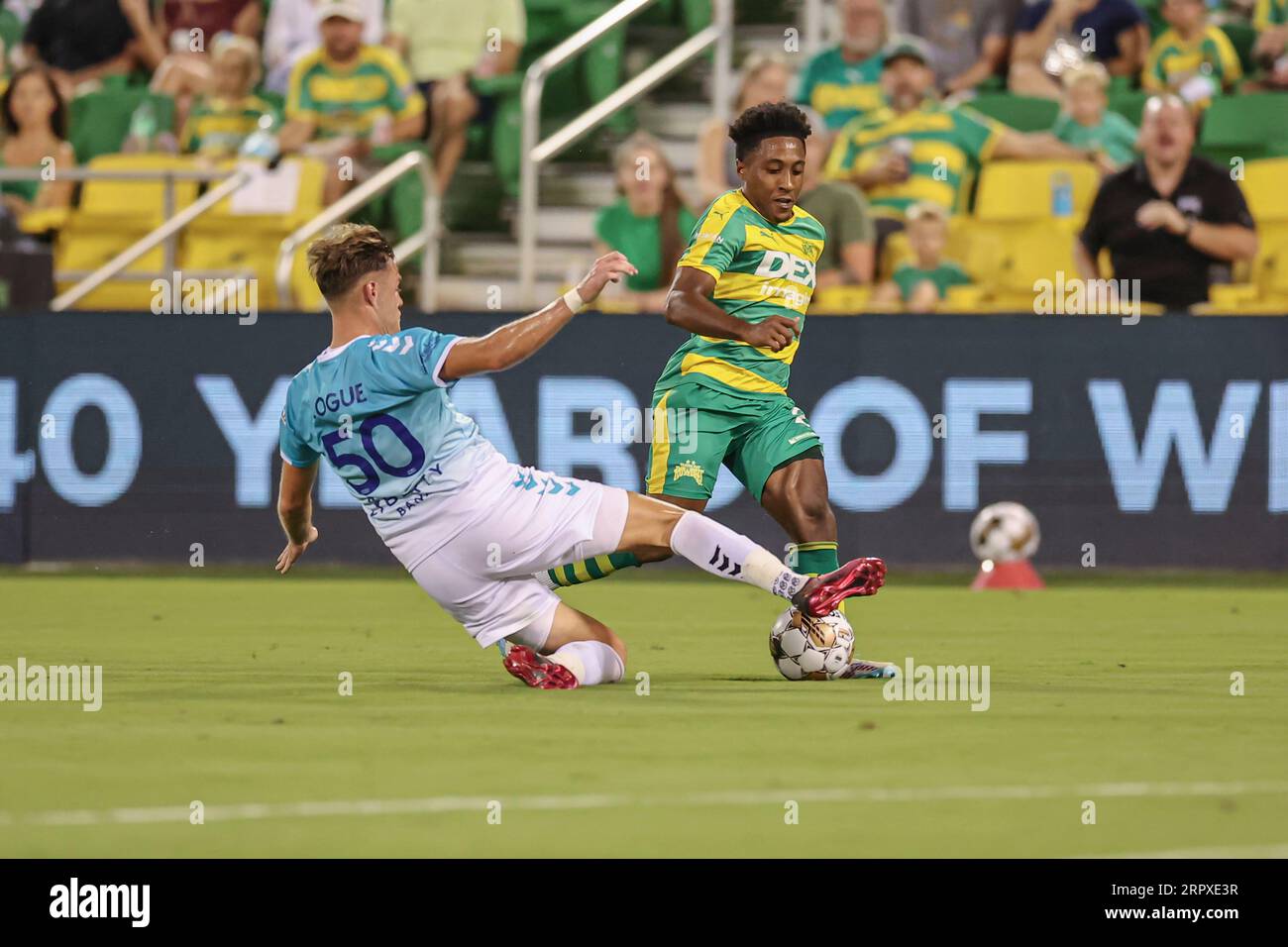 Defender 50 hi-res stock photography and images - Alamy