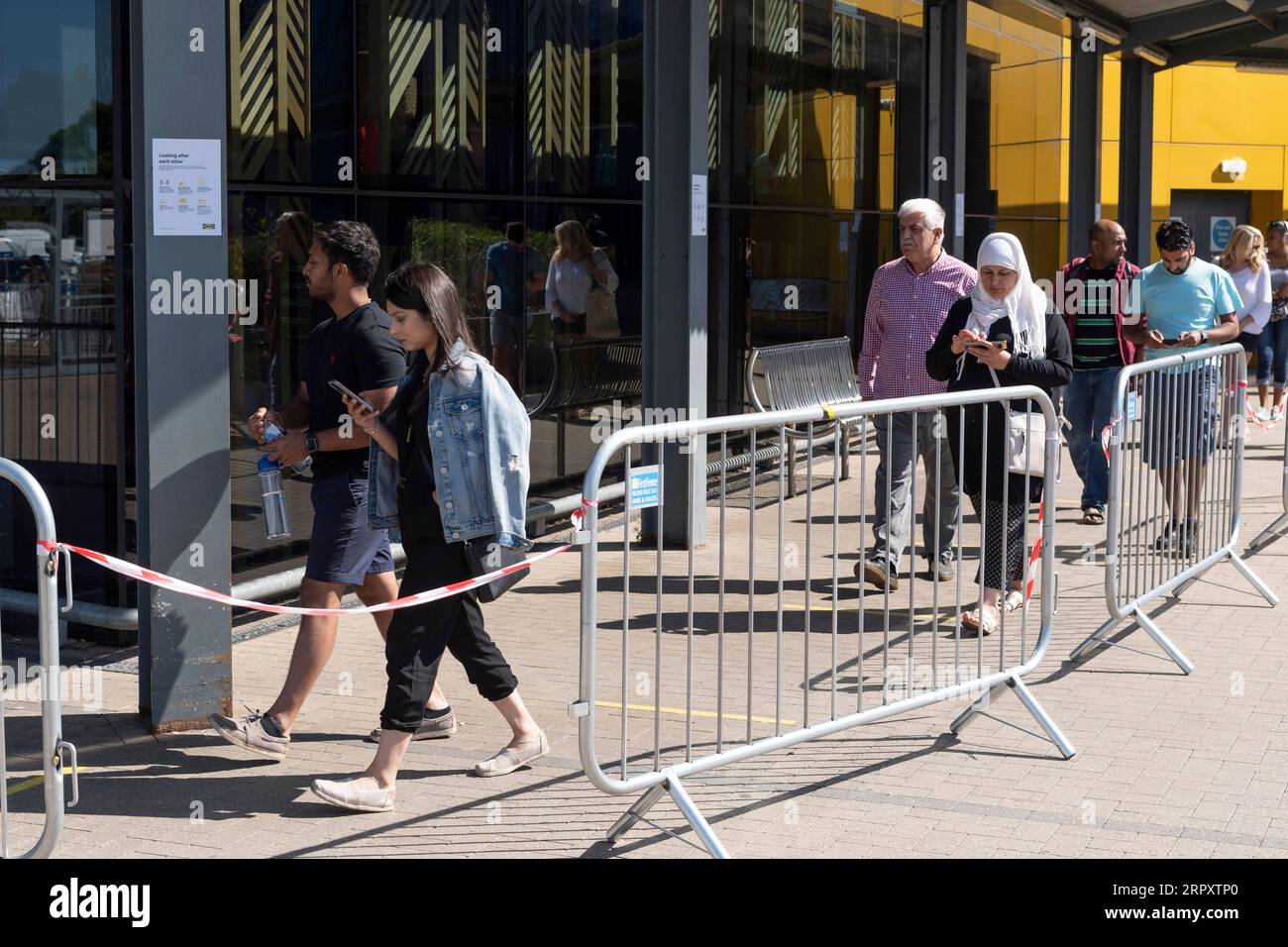 Ikea wembley store hi-res stock photography and images - Alamy