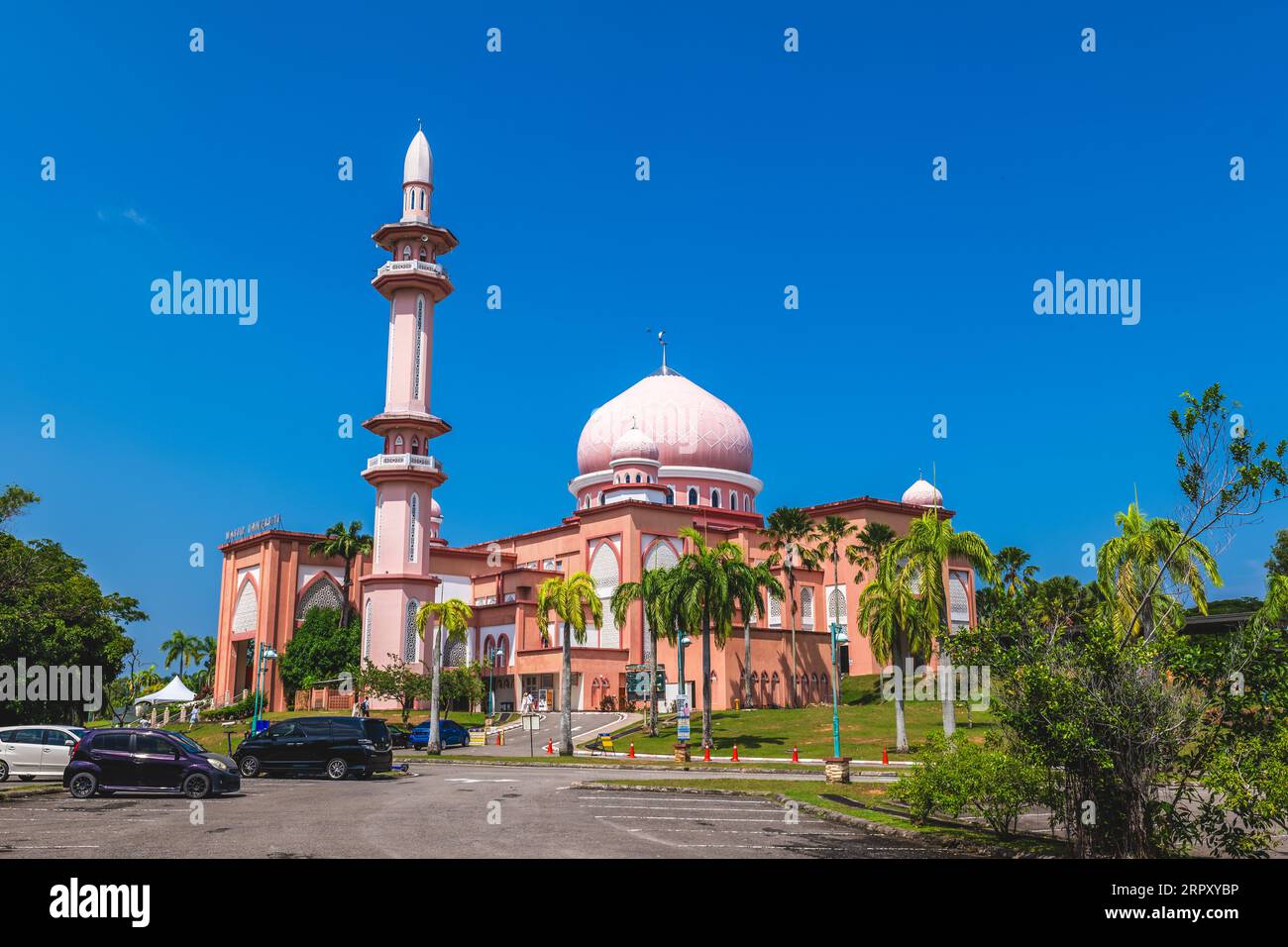 University Malaysia Sabah Masjid, UMS Mosque, located in kota kinabalu ...