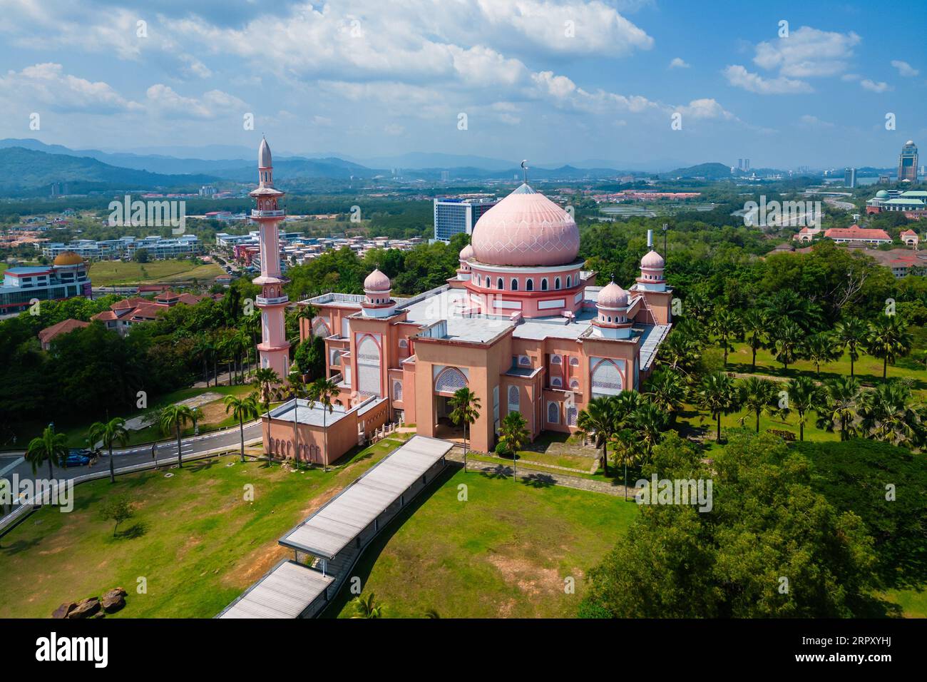 Ums mosque hi-res stock photography and images - Alamy