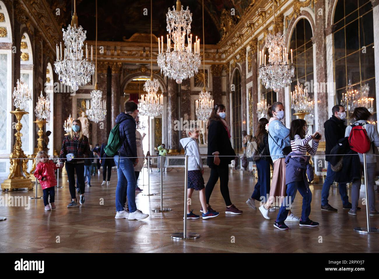 Versailes reopen hi-res stock photography and images - Alamy