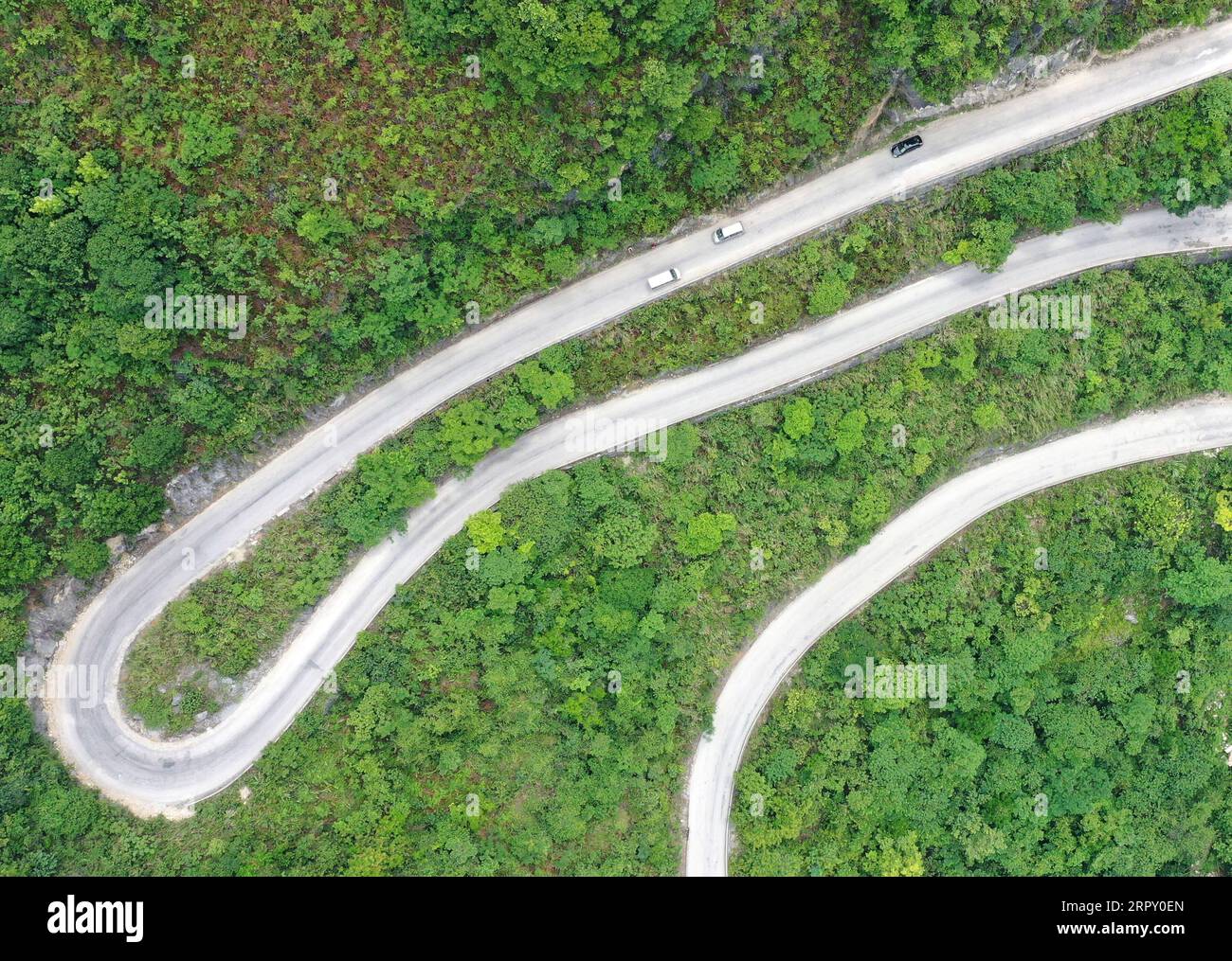 Poverty headcount ratio hi-res stock photography and images - Alamy