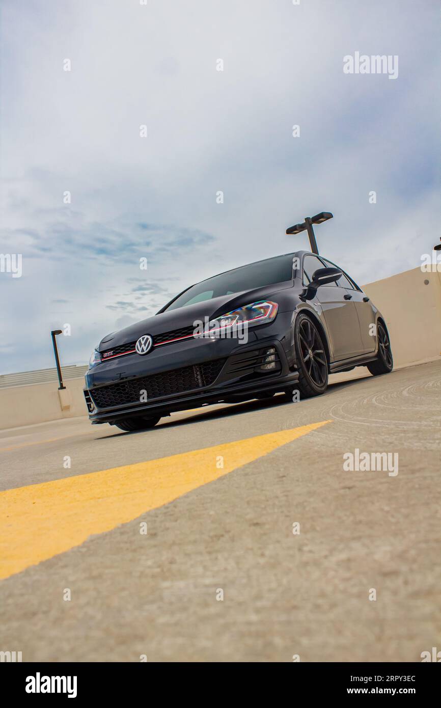 High resolution car photos hi-res stock photography and images - Alamy