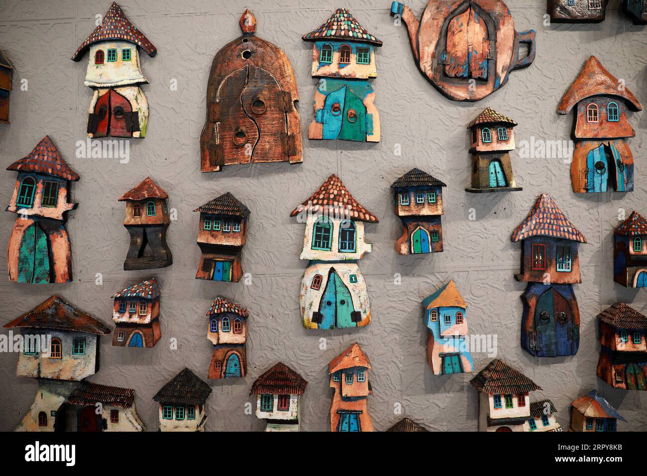 Traditional bosnian houses hi-res stock photography and images - Alamy