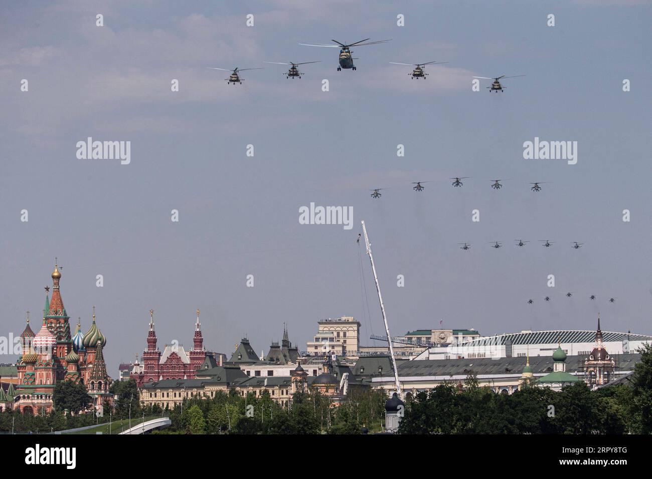 Rusian helicopters hi-res stock photography and images - Alamy