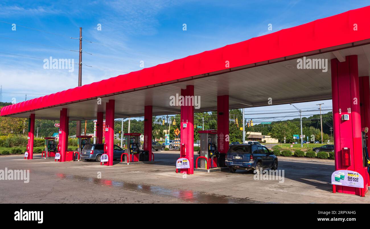 The Sheetz Gas Station pumps on Allegheny Boulevard in Franklin ...