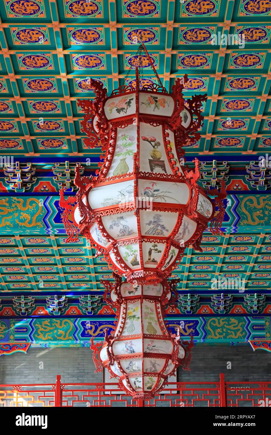 Chinese traditional structure lighting hi-res stock photography and ...
