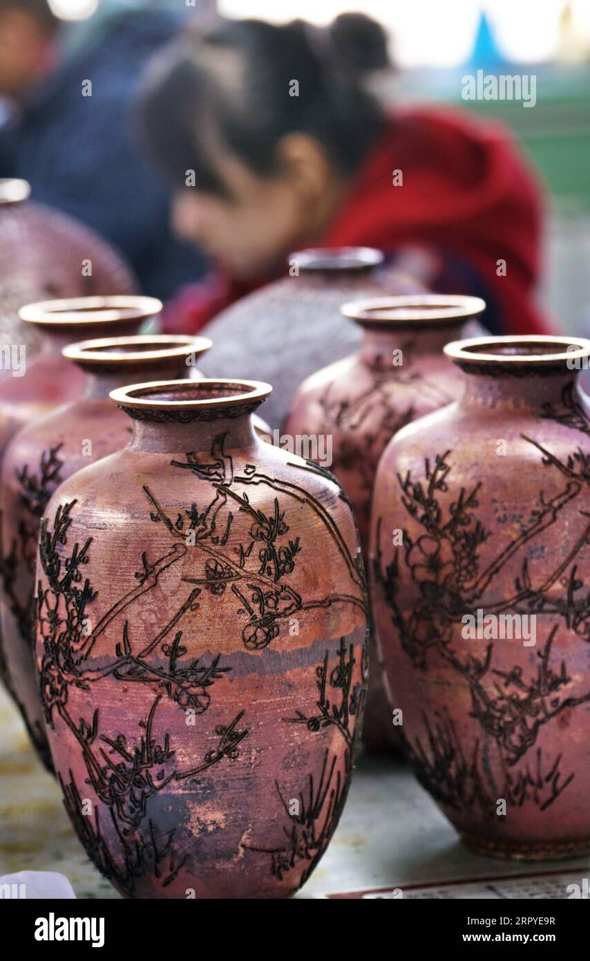 Beijing china cloisonne factory hi-res stock photography and images - Alamy