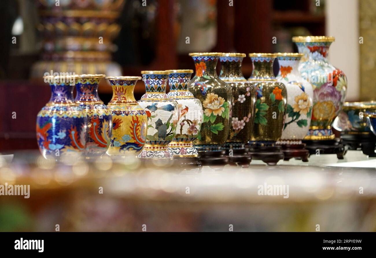 Beijing china cloisonne factory hi-res stock photography and images - Alamy