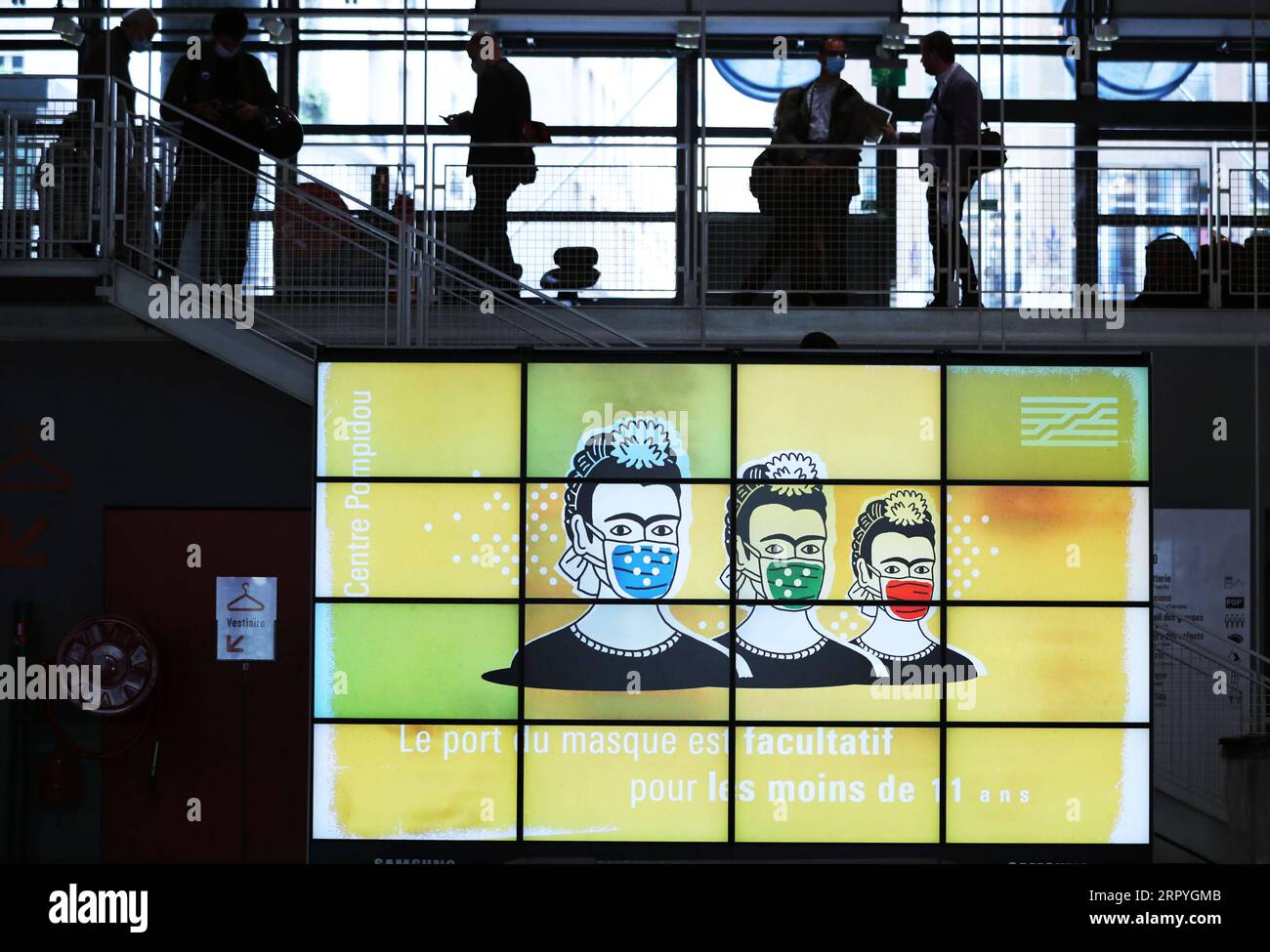 200702 -- PARIS, July 2, 2020 -- Face masks are mandatory for visitors ...