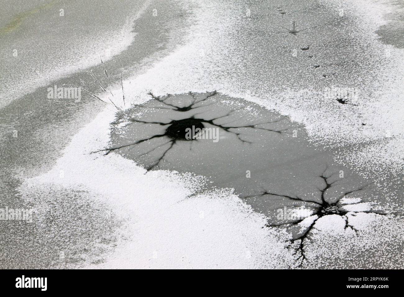 Halcyon winter hi-res stock photography and images - Alamy