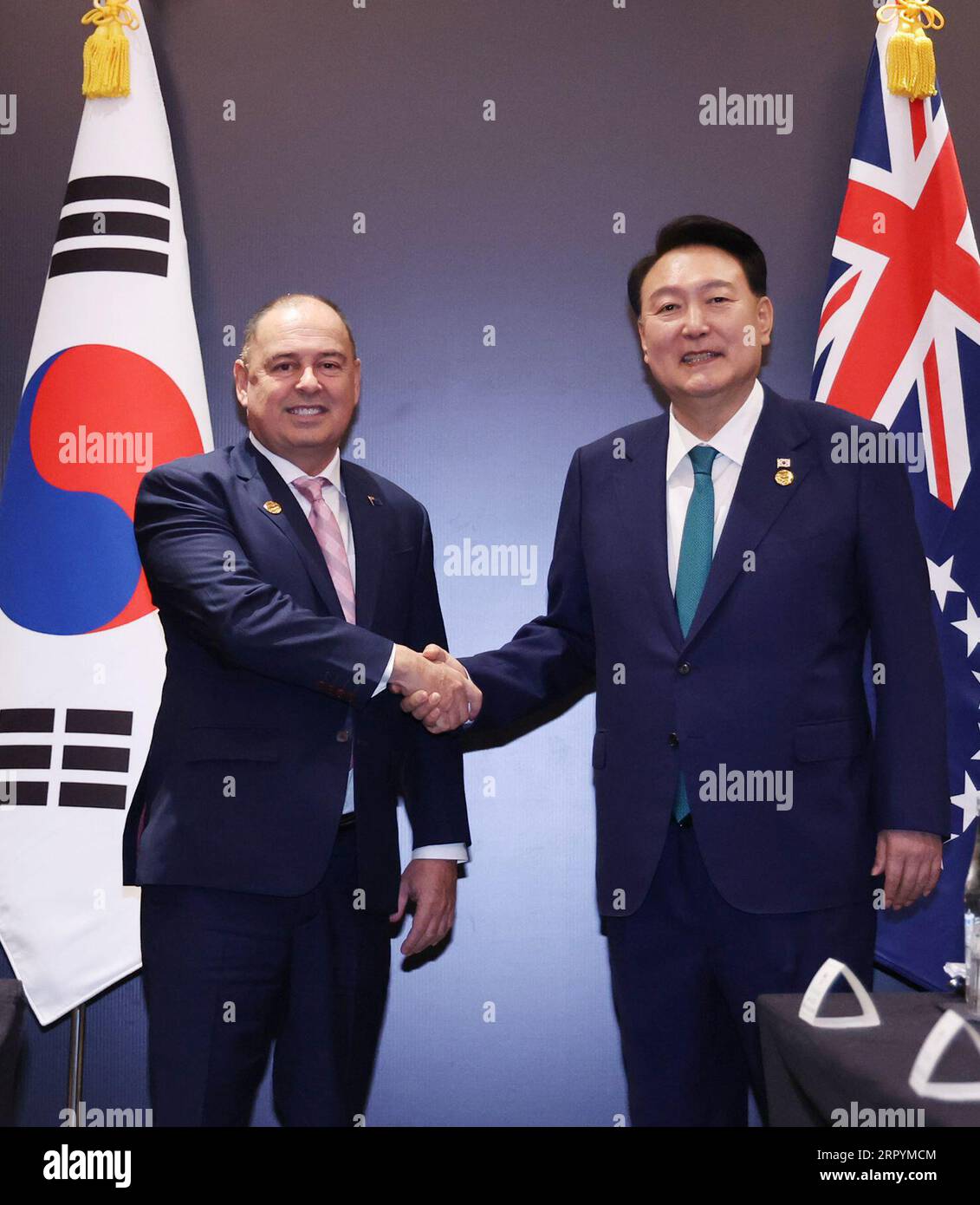 06th Sep, 2023. S. Korea-Cook Islands summit in Jakarta South Korean President Yoon Suk Yeol (R ...