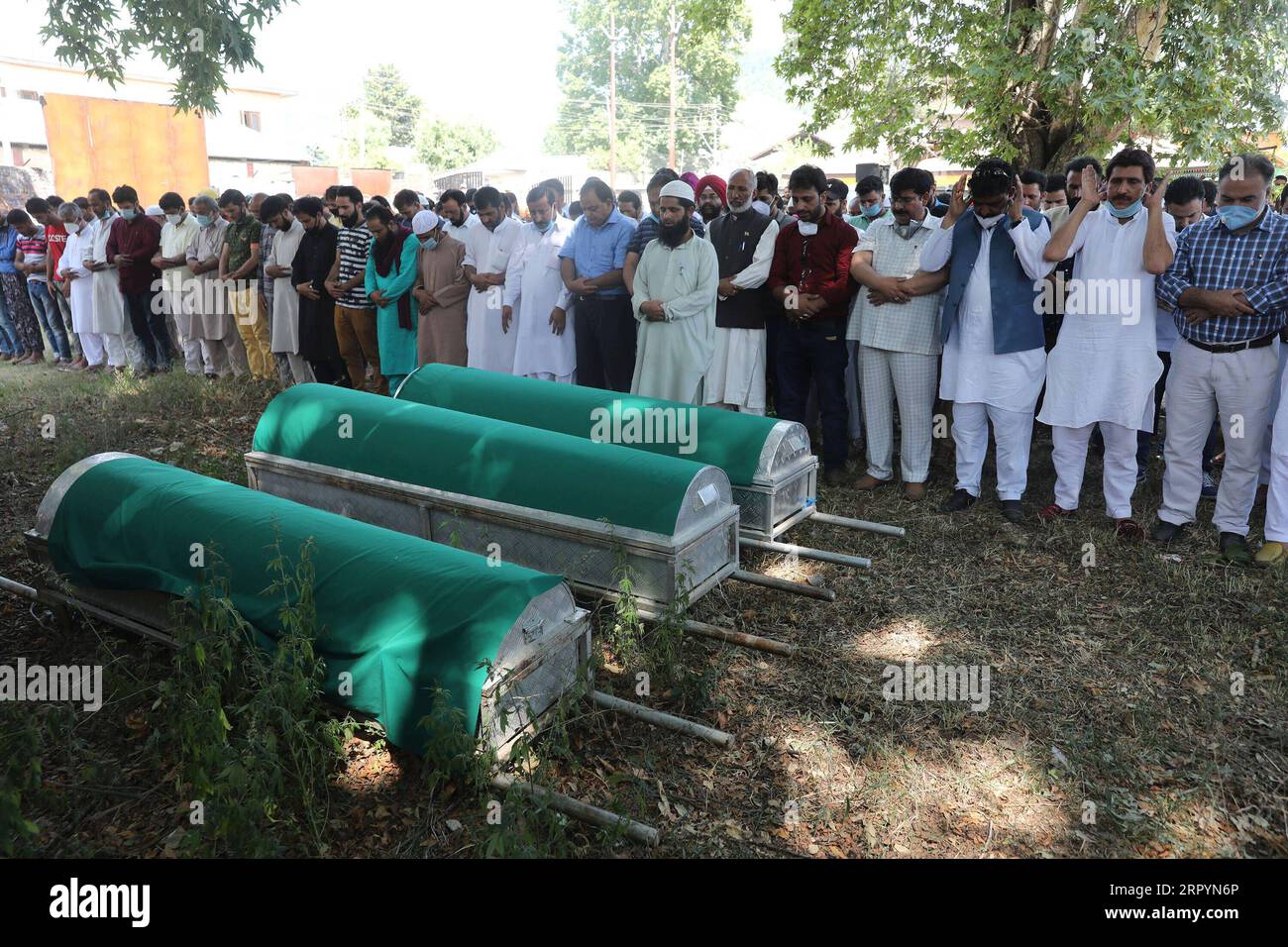 Family of wasim bari hi-res stock photography and images - Alamy