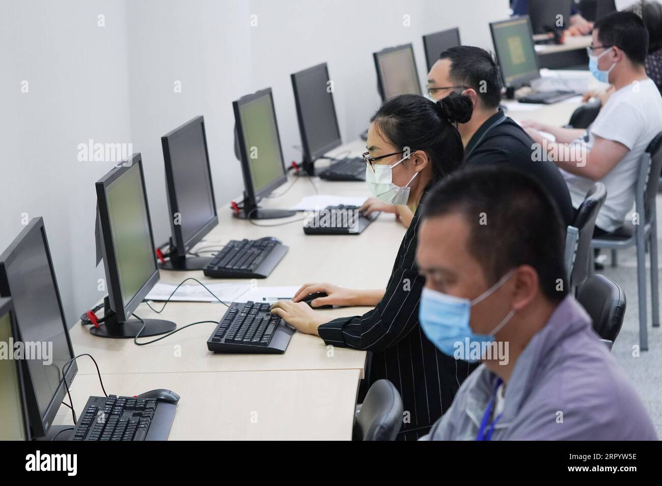 Grading system hi-res stock photography and images - Alamy